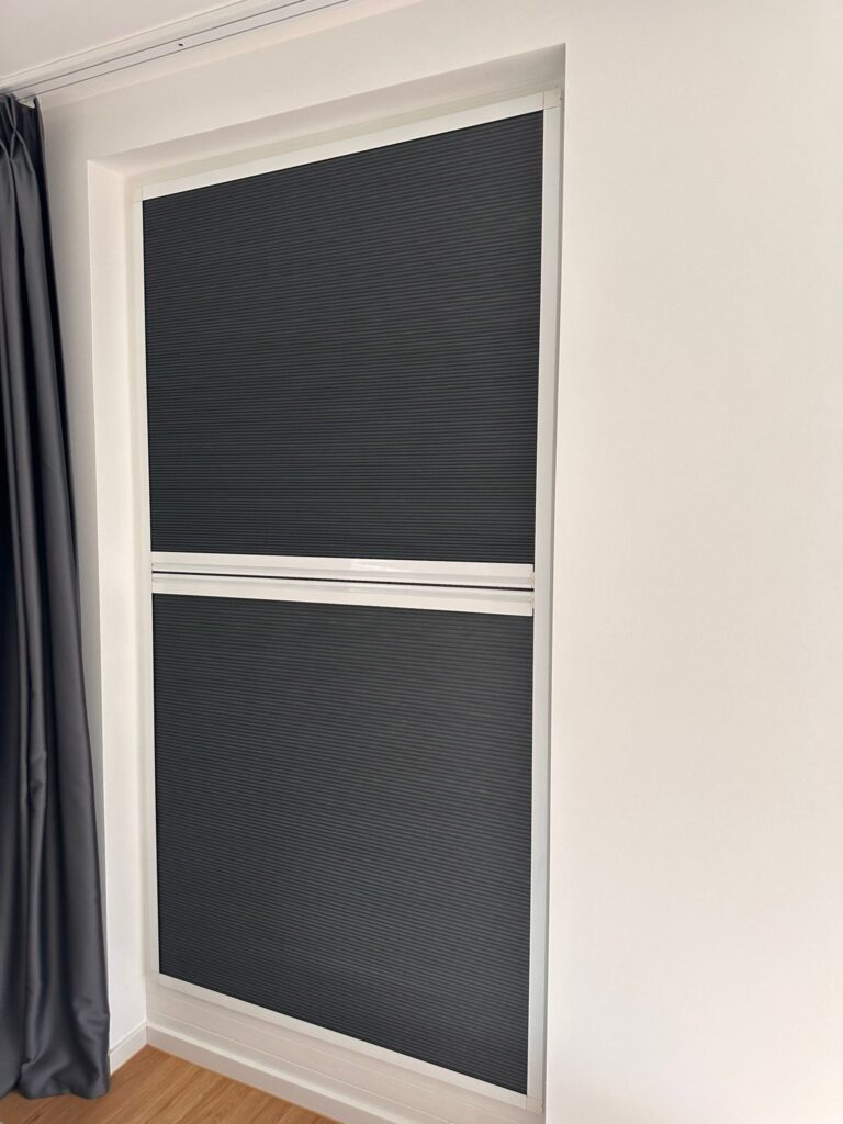 6.Product ®️ Blackout system for doors, windows and skylights (two ...